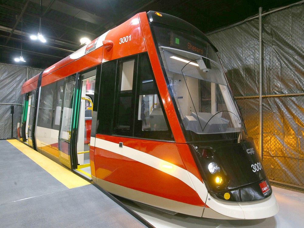 Leong: No, public transit isn't just for getting to our jobs | Calgary Sun