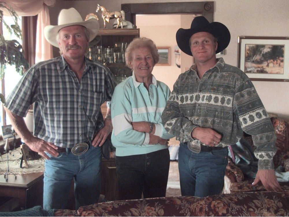 Jason Glass carries on chuckwagon racing legacy, puts the horses first ...