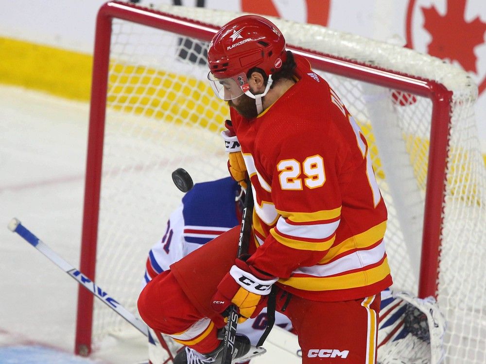 SNAPSHOTS: It’s official — the Calgary Flames are in a slump | Calgary Sun