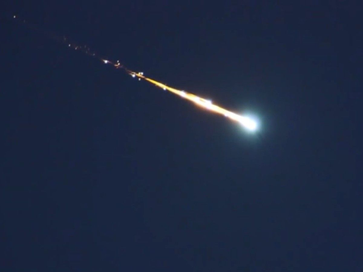 Calgary Sun Letters to the Editor, June 11: 'Lighting up the sky ...