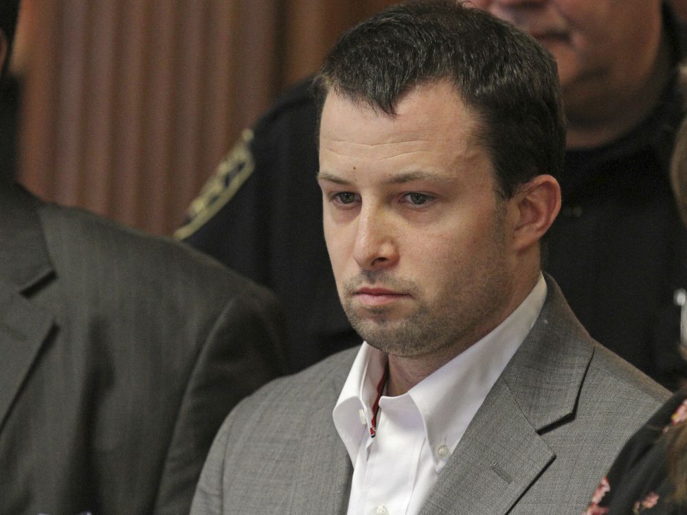 Rhode Island State Senator Charged With Extorting Sex From Page Canoe Com