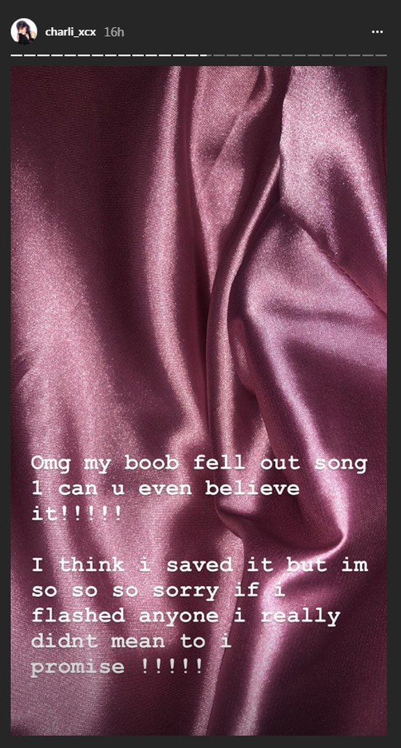 Omg My Boob Fell Out Charli Xcx Apologizes For Wardrobe Malfunction Canoecom