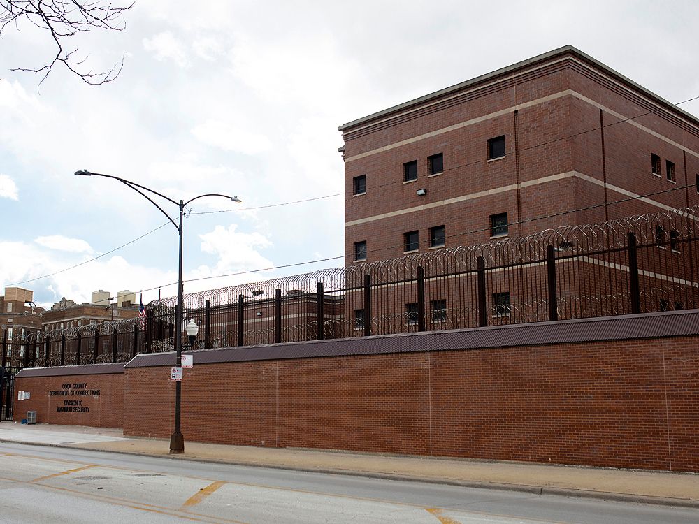Chicago jail reports 450 coronavirus cases among staff, inmates | Canoe.Com