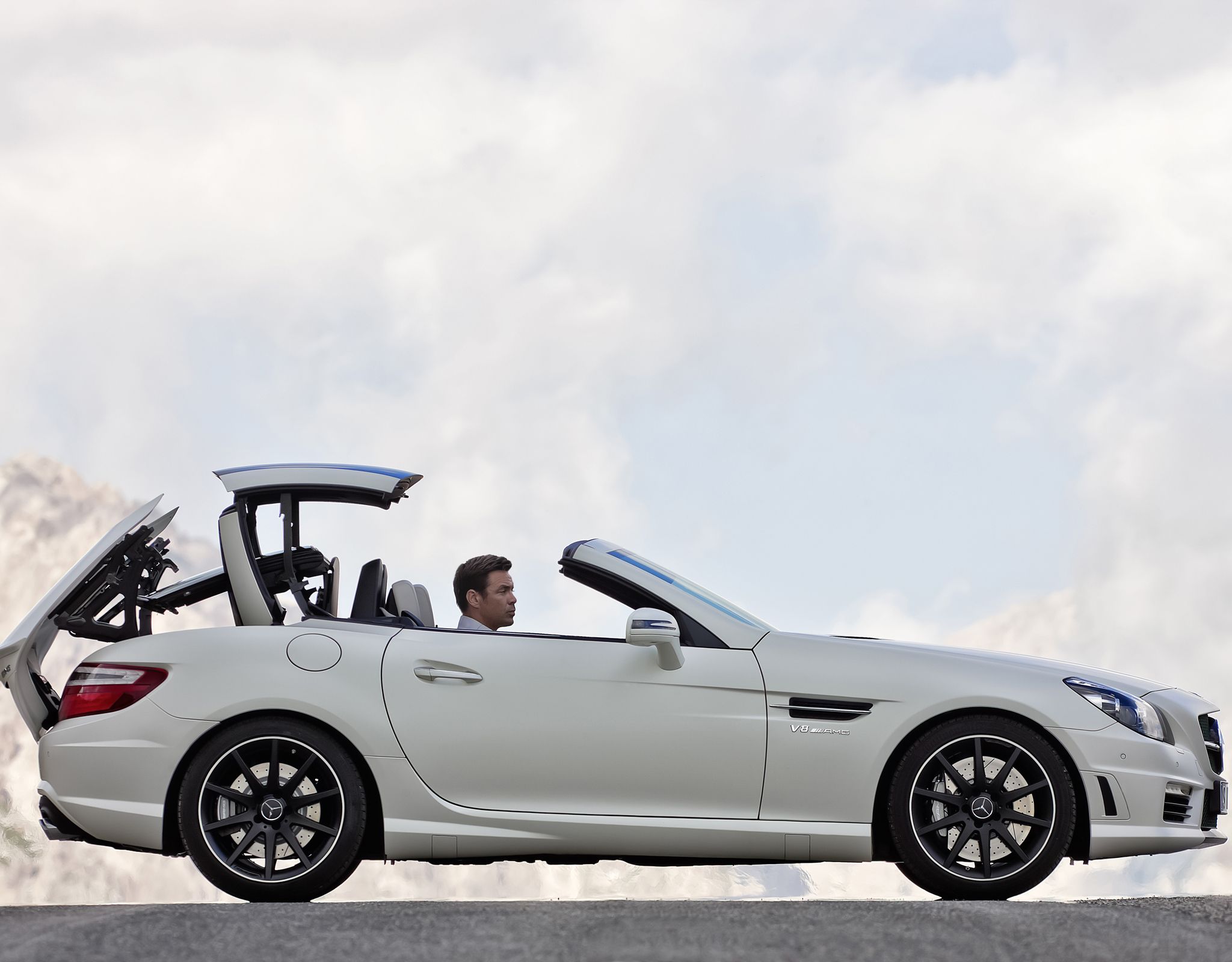 Montreal Auto Show 2012: Magic Sky Control for Mercedes-Benz droptop ...