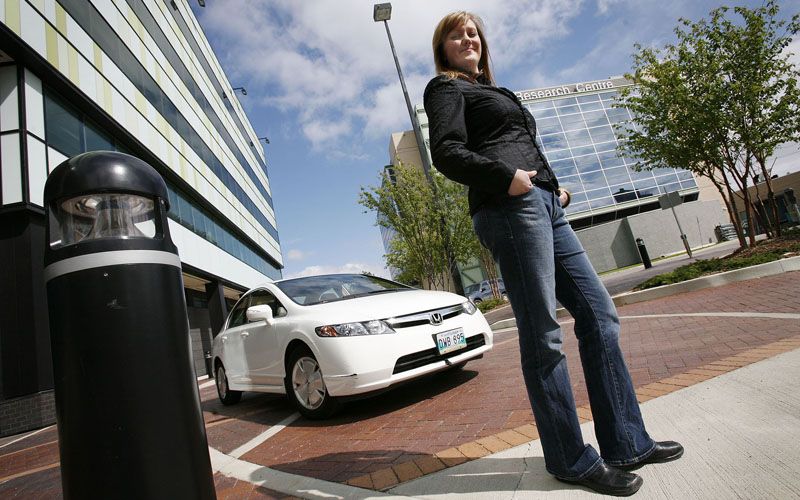 Book reveals genuine car advice for women | Driving