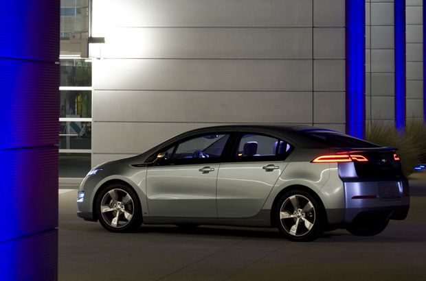 Volt's mileage claim fuels conspiracy theories | Driving