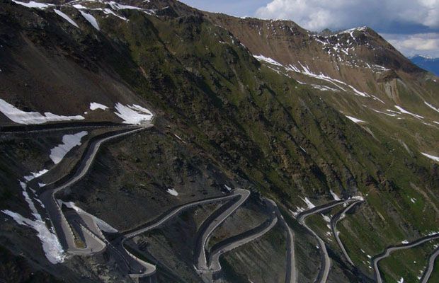 Driving in Europe a lesson in civility | Driving