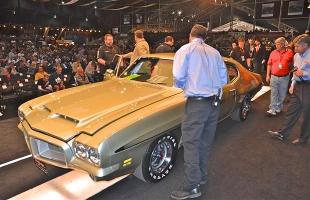 Car auction a metal meat market | Driving