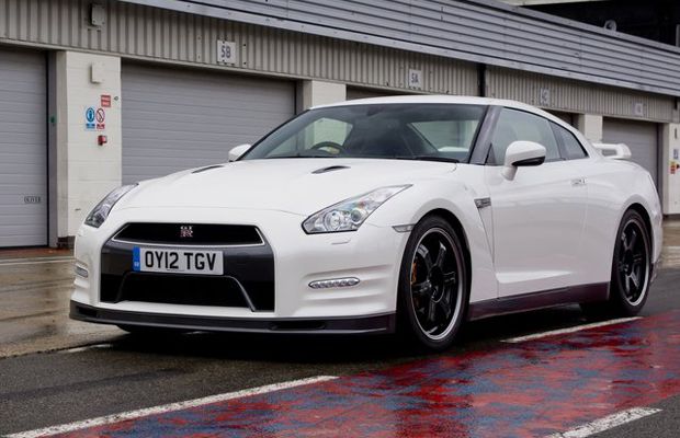Gallery: 2012 Nissan GT-R Track Pack | Driving