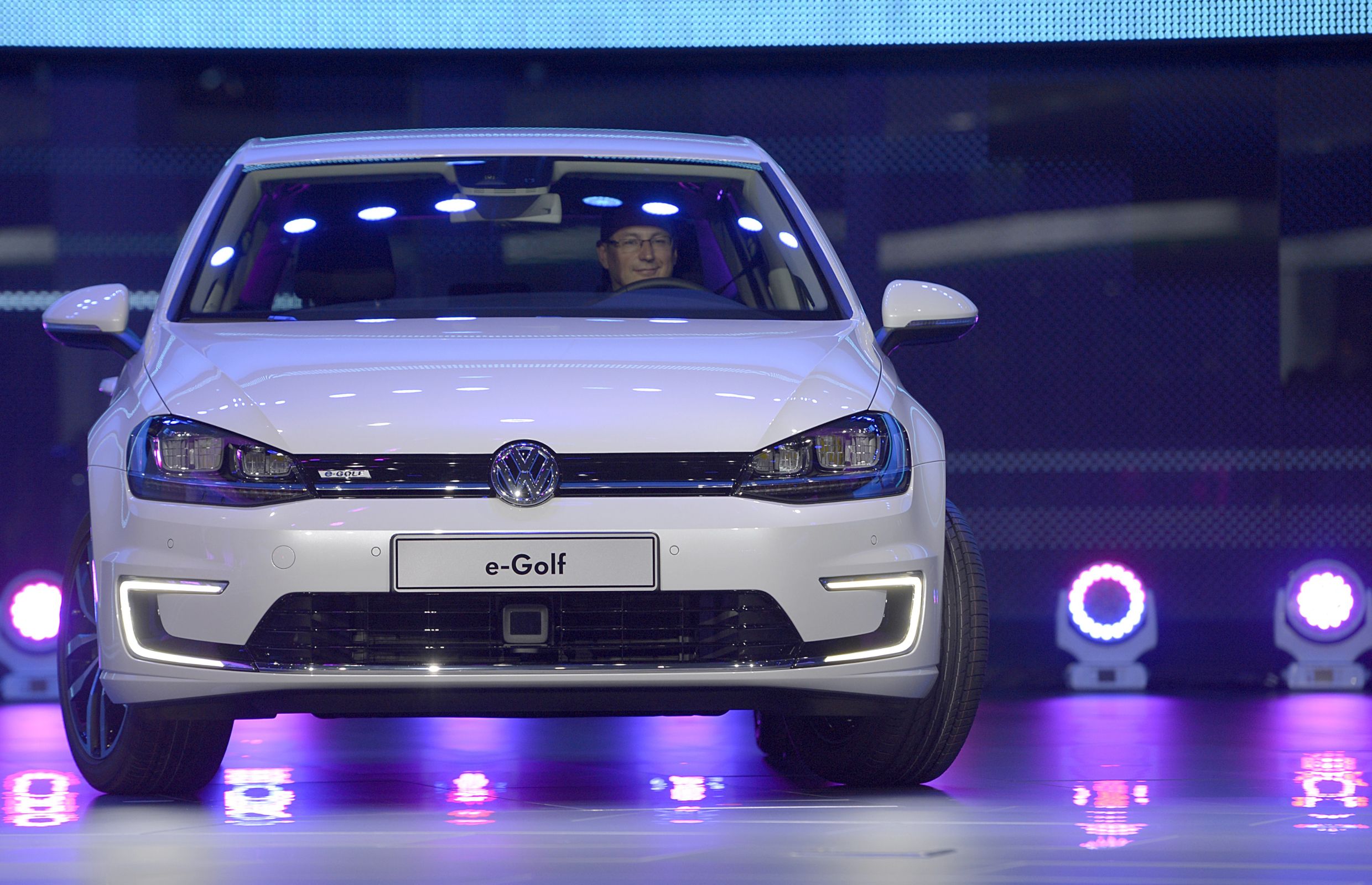 Volkswagen wants more natural gas cars in U.S. | Driving
