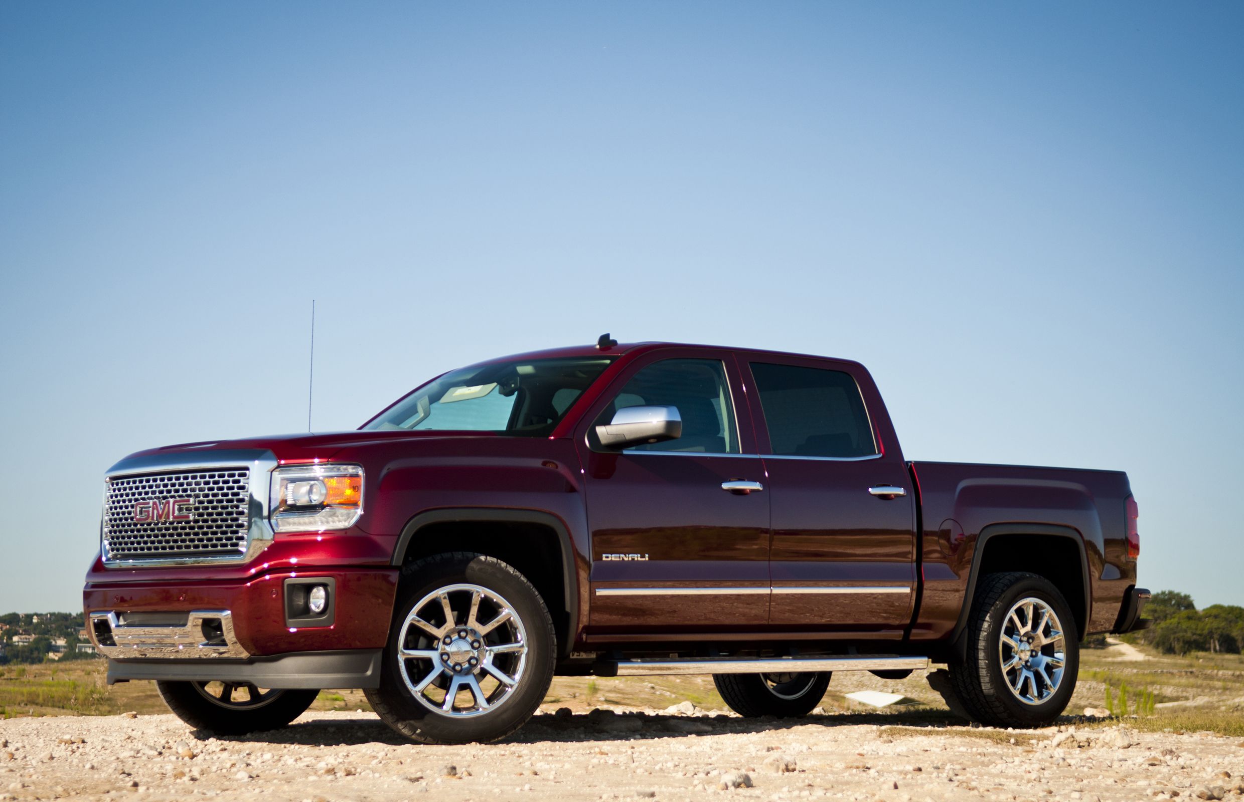 First drive: 2014 Chevy Silverado High Country, GMC Sierra Denali | Driving