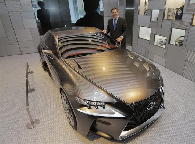 Toyota opens Lexus cafe lounges in Tokyo | Driving