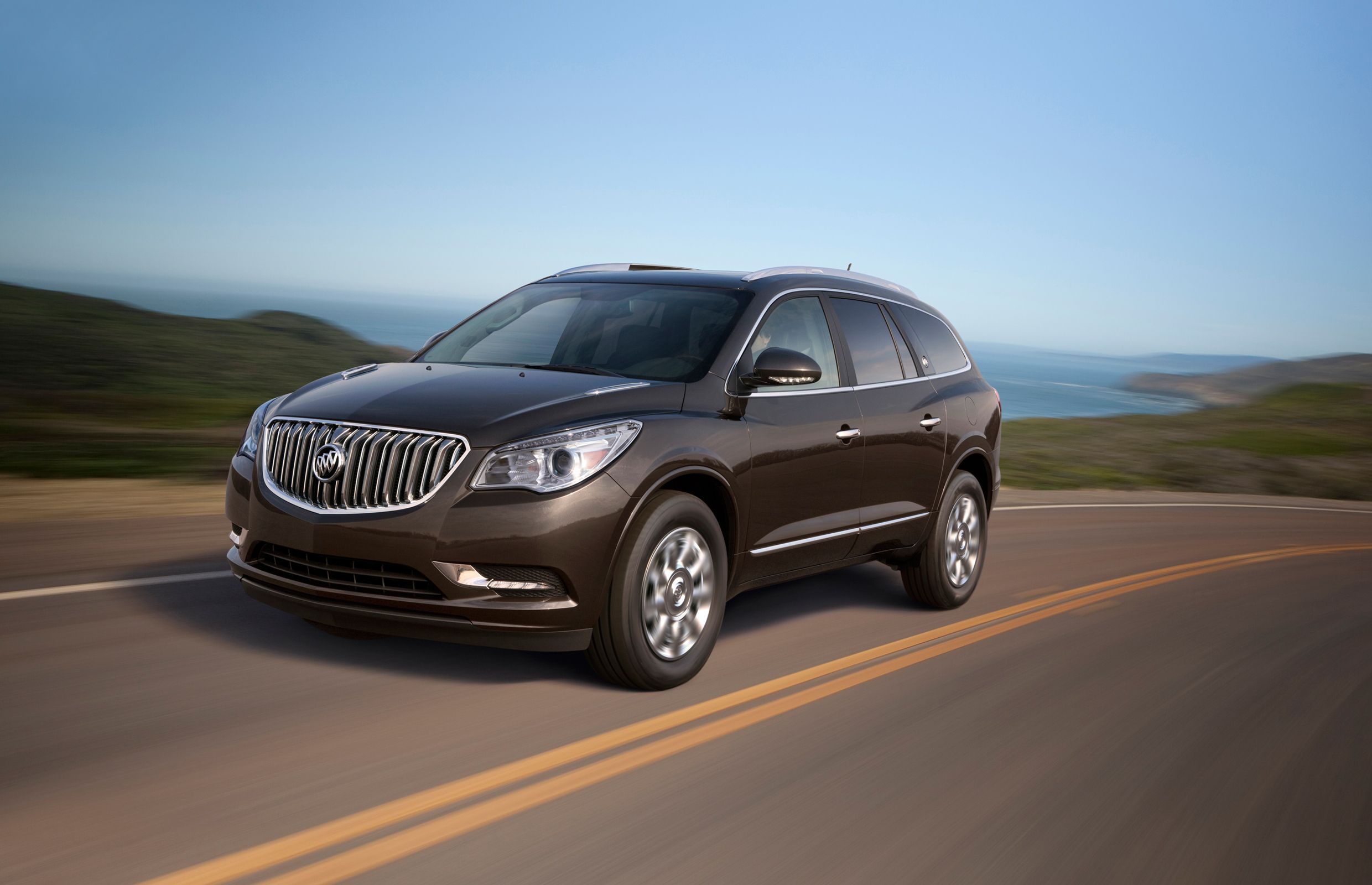 SUV: 2014 Buick Enclave | Driving
