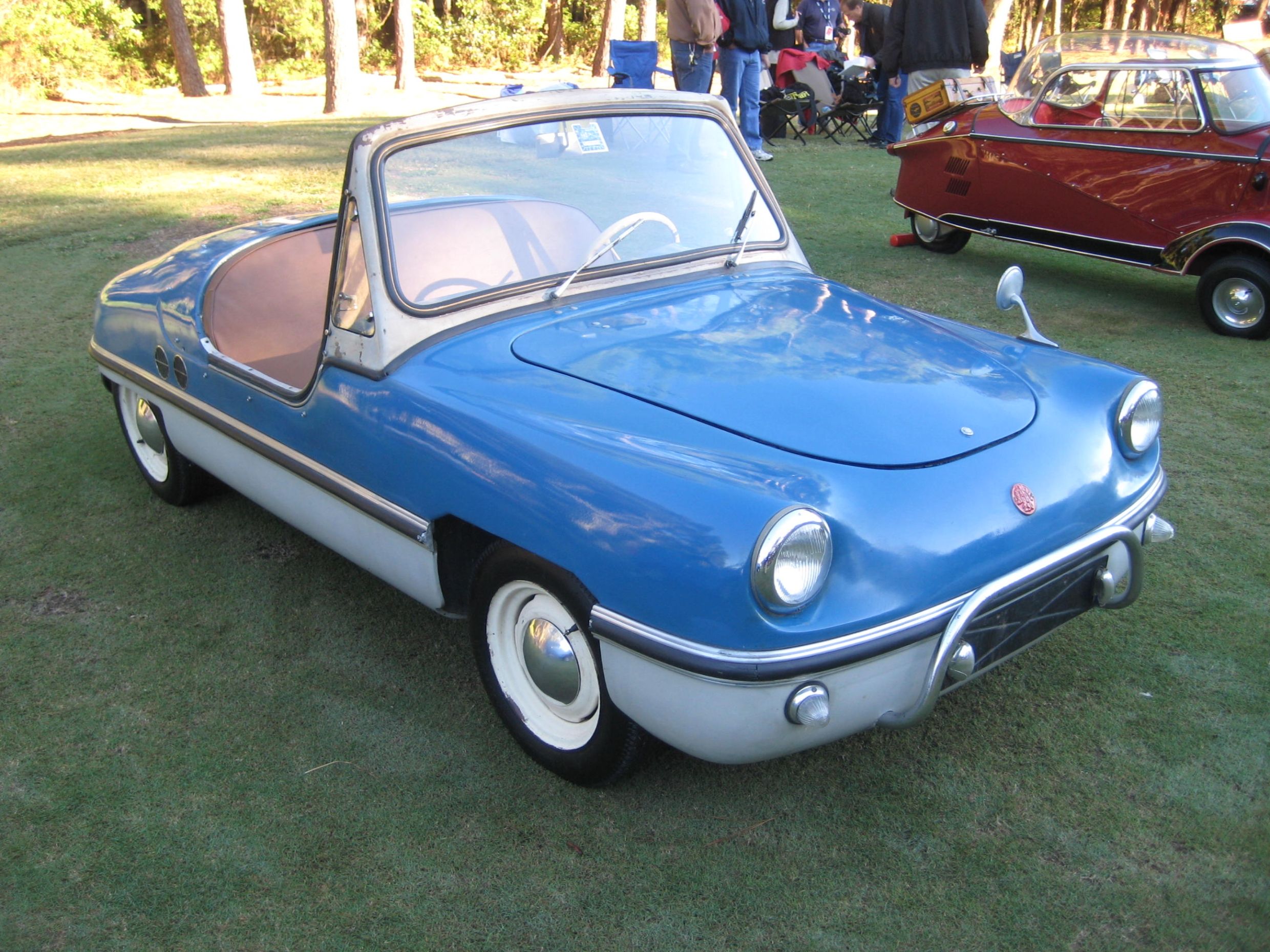 Collector Classics: German three-wheeler had a dramatic life | Driving