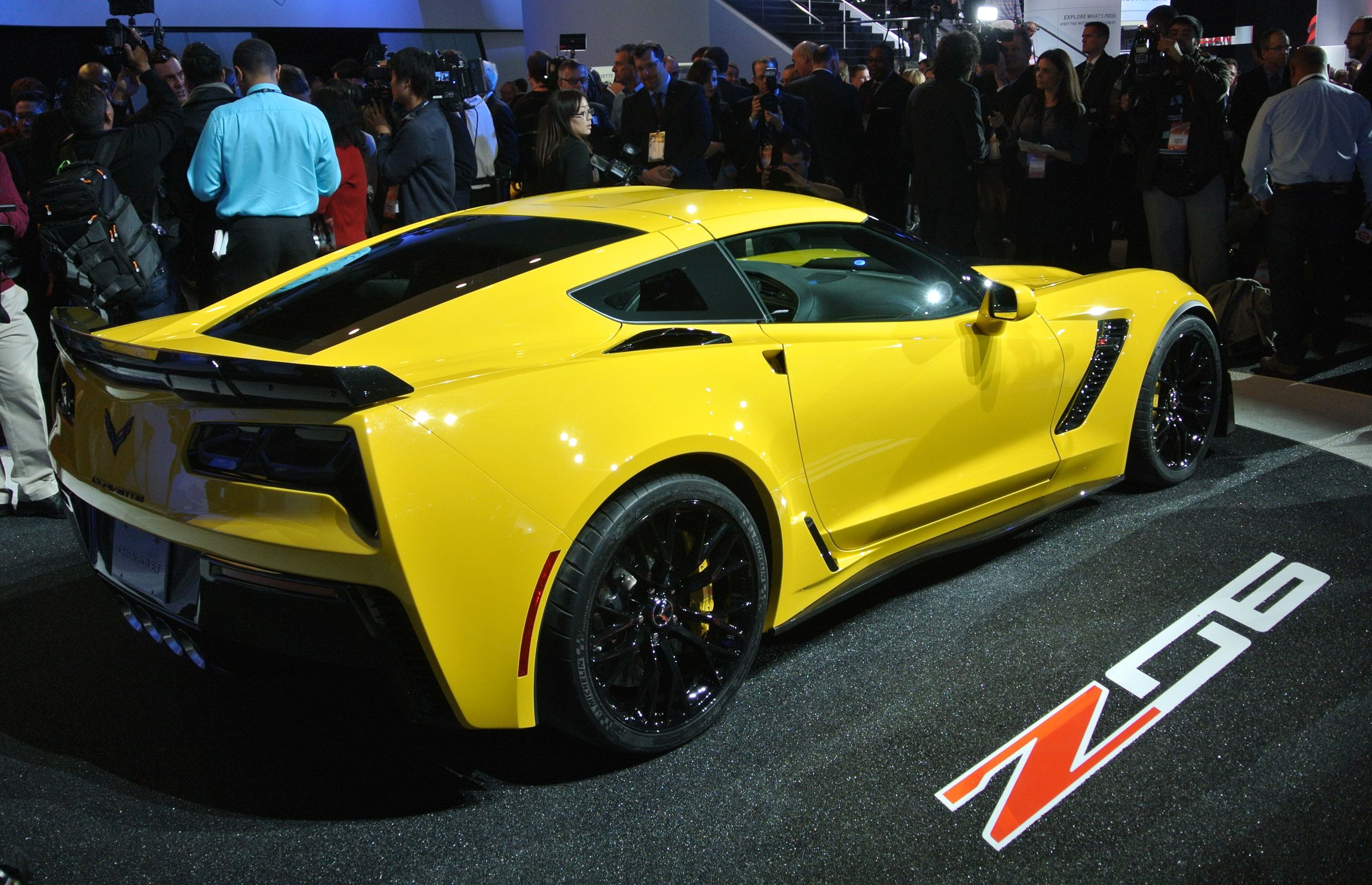 Chevrolet Corvette ZO6 makes its world debut in Detroit | Driving