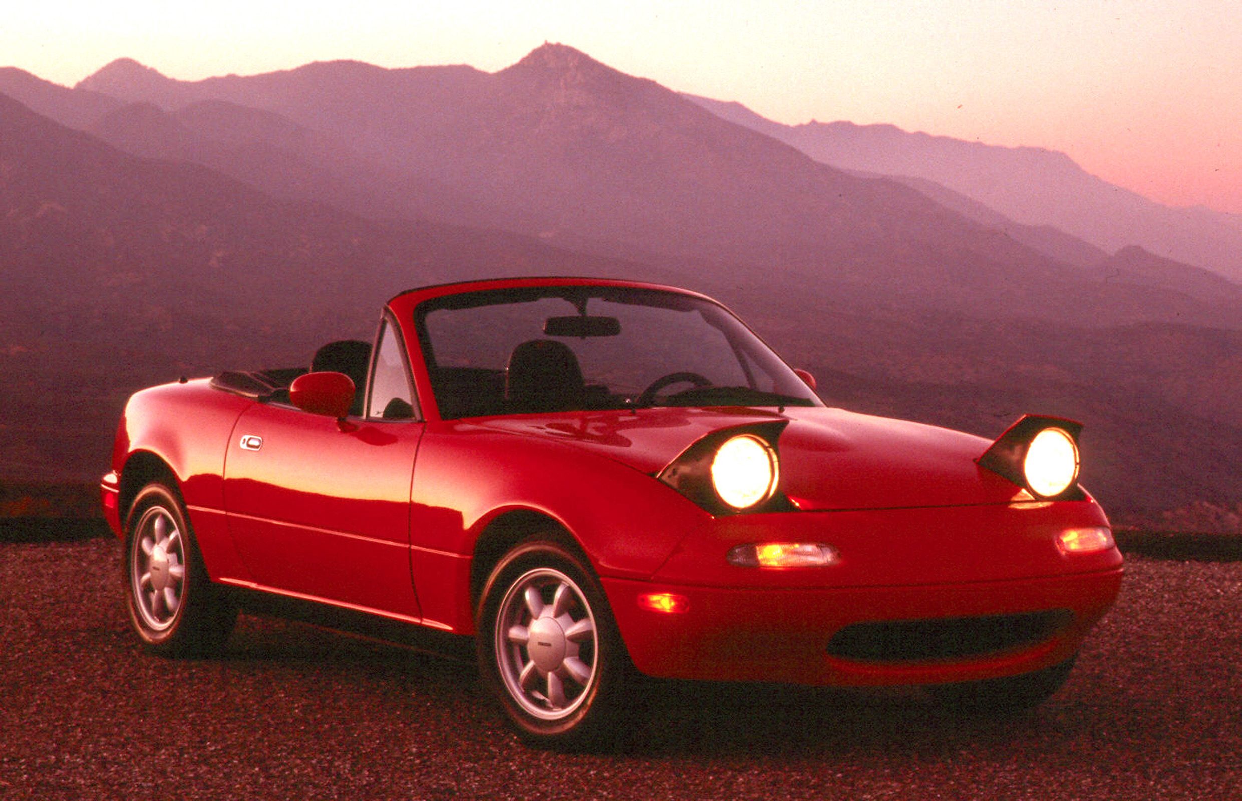 Miata at 25: How roadster became a sportscar success | Driving