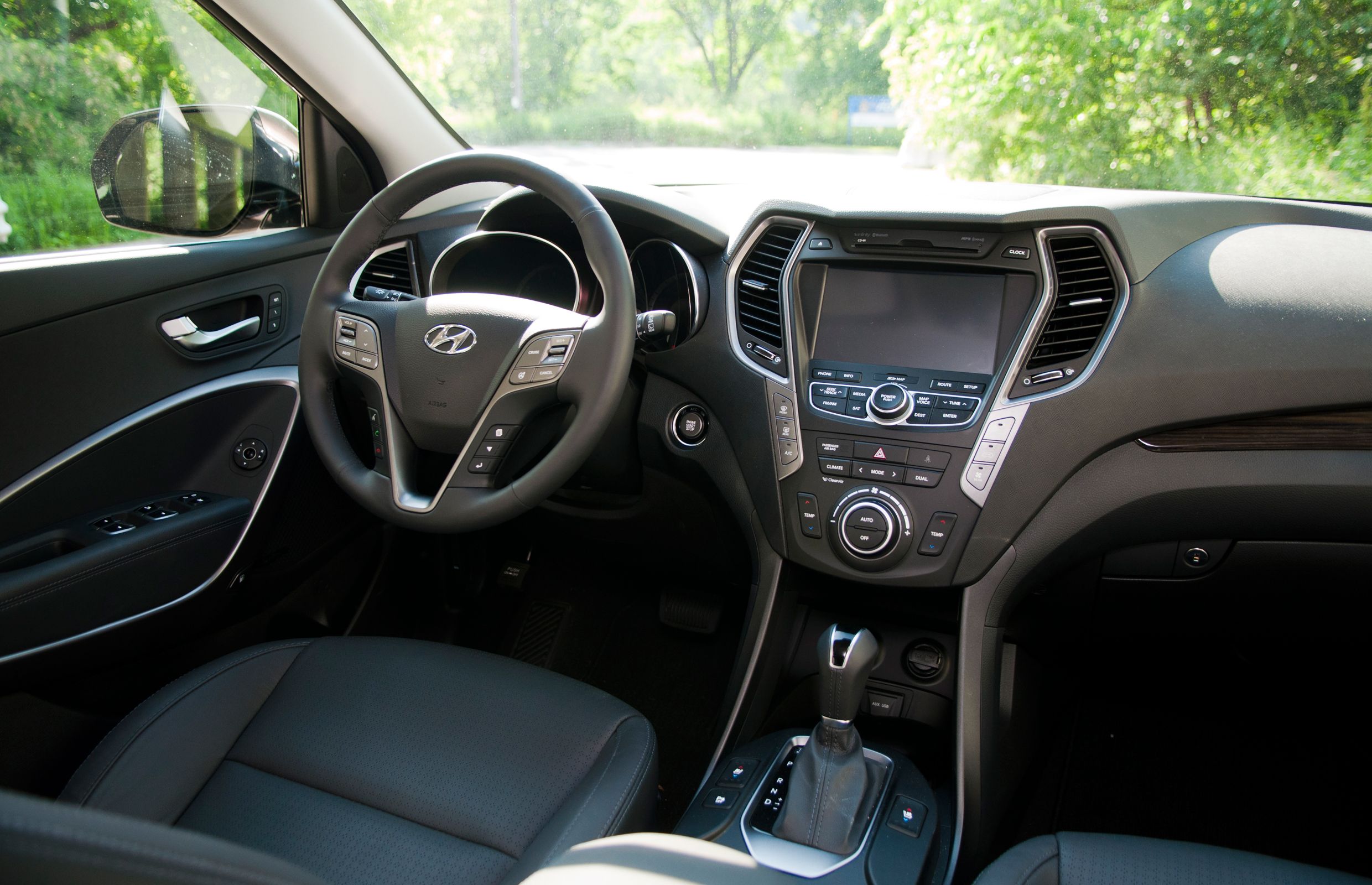 Six seven-seat minivan alternatives for under $35,000 | Driving