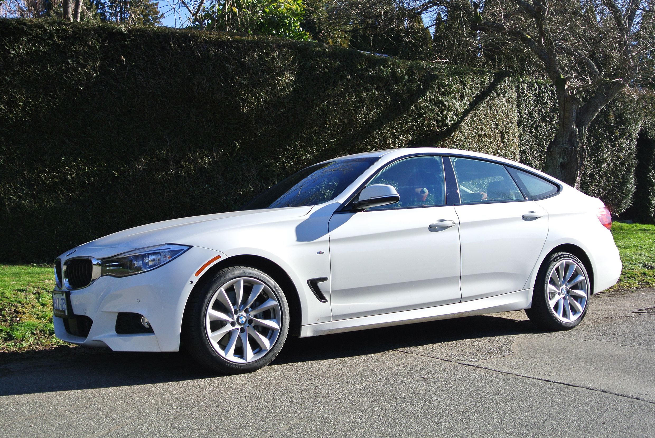 Road test: 2014 BMW 335i xDrive Gran Turismo | Driving