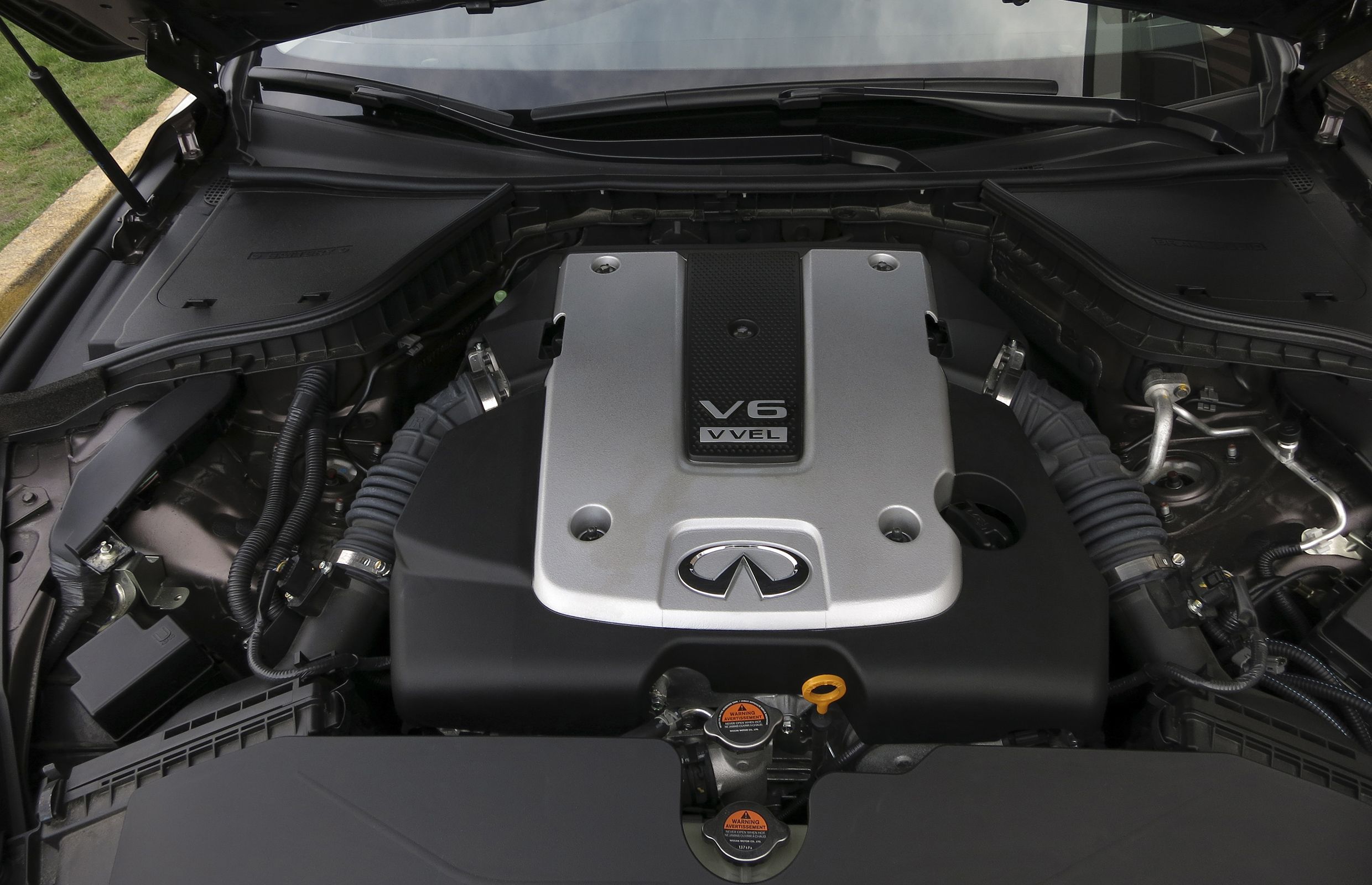 Car Review: 2014 Infiniti Q50 | Driving