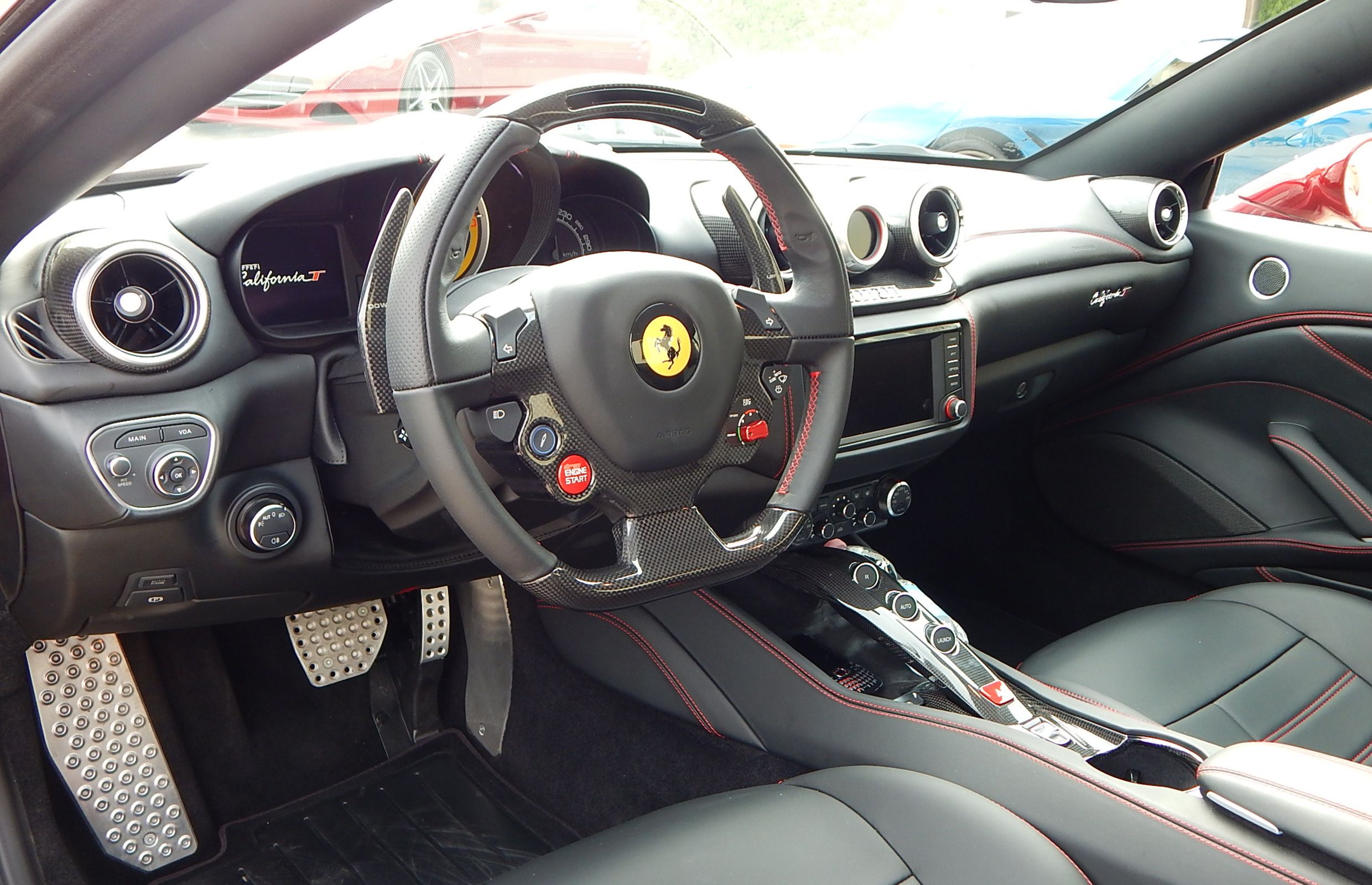 Supercar Review: 2015 Ferrari California T | Driving