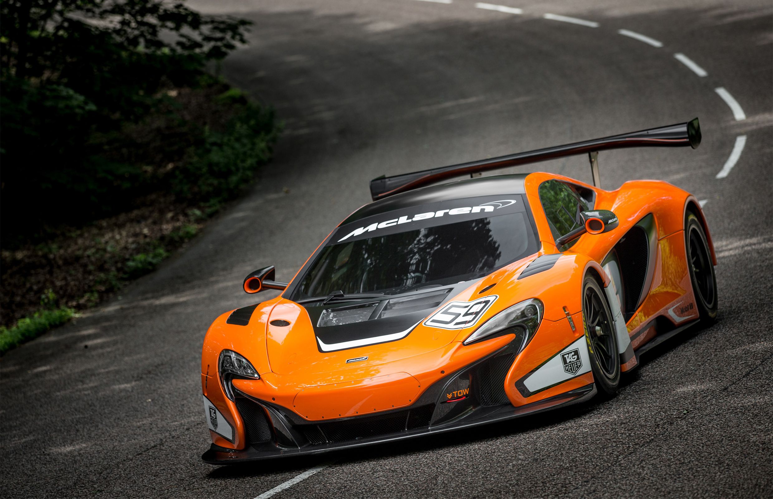 McLaren reveals race-prepped 650S GT3 | Driving