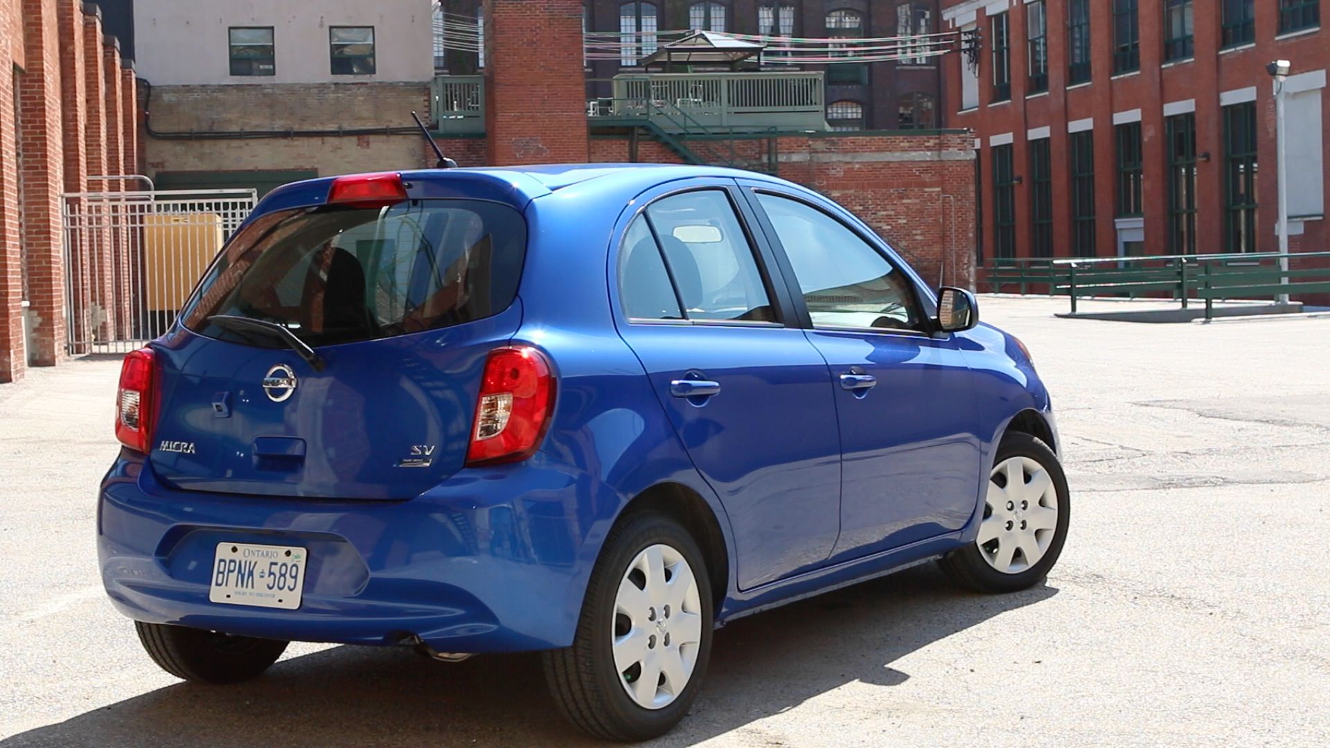 Video Car Review: 2015 Nissan Micra | Driving