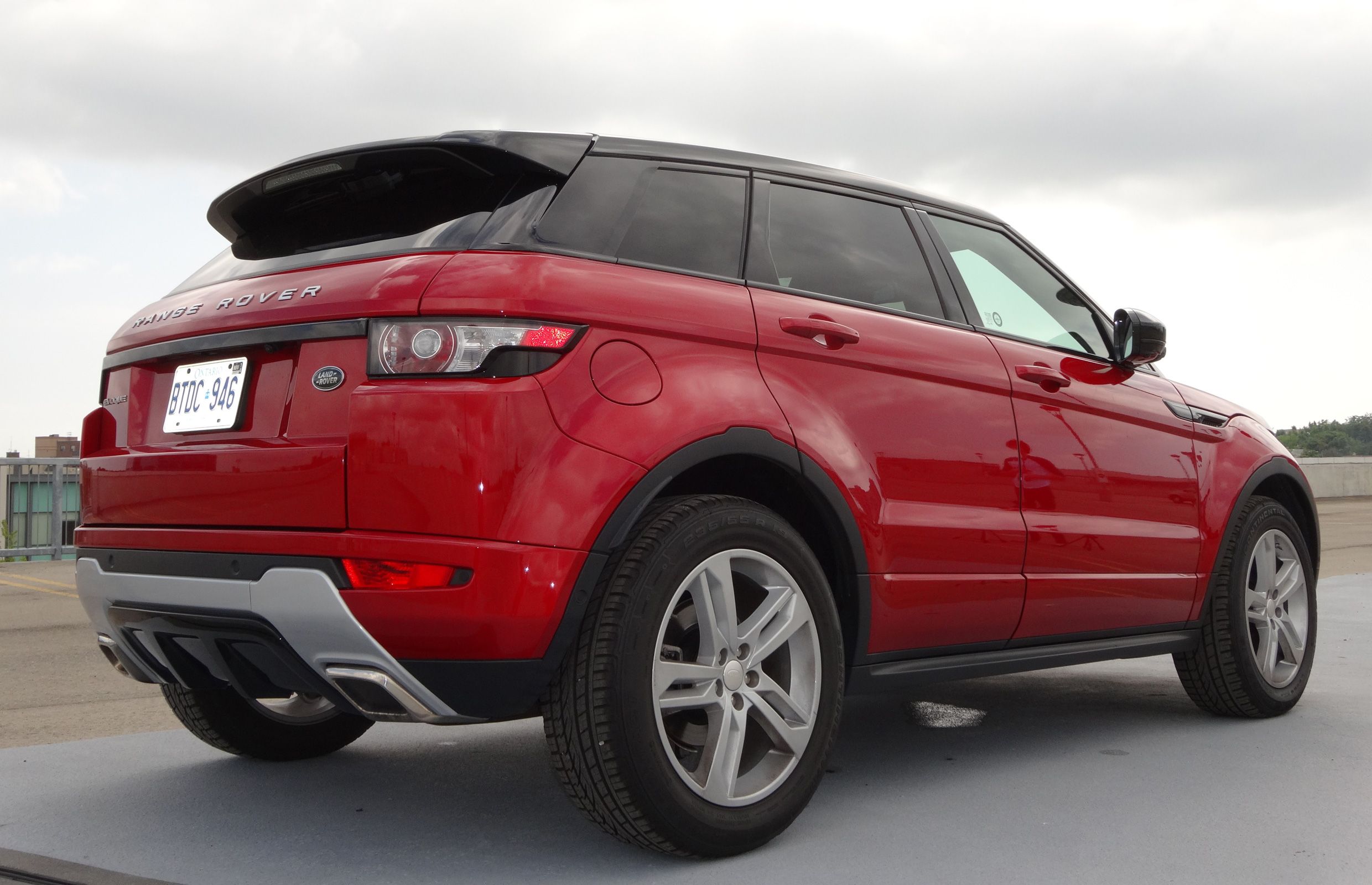 SUV Review: 2014 Range Rover Evoque Dynamic | Driving