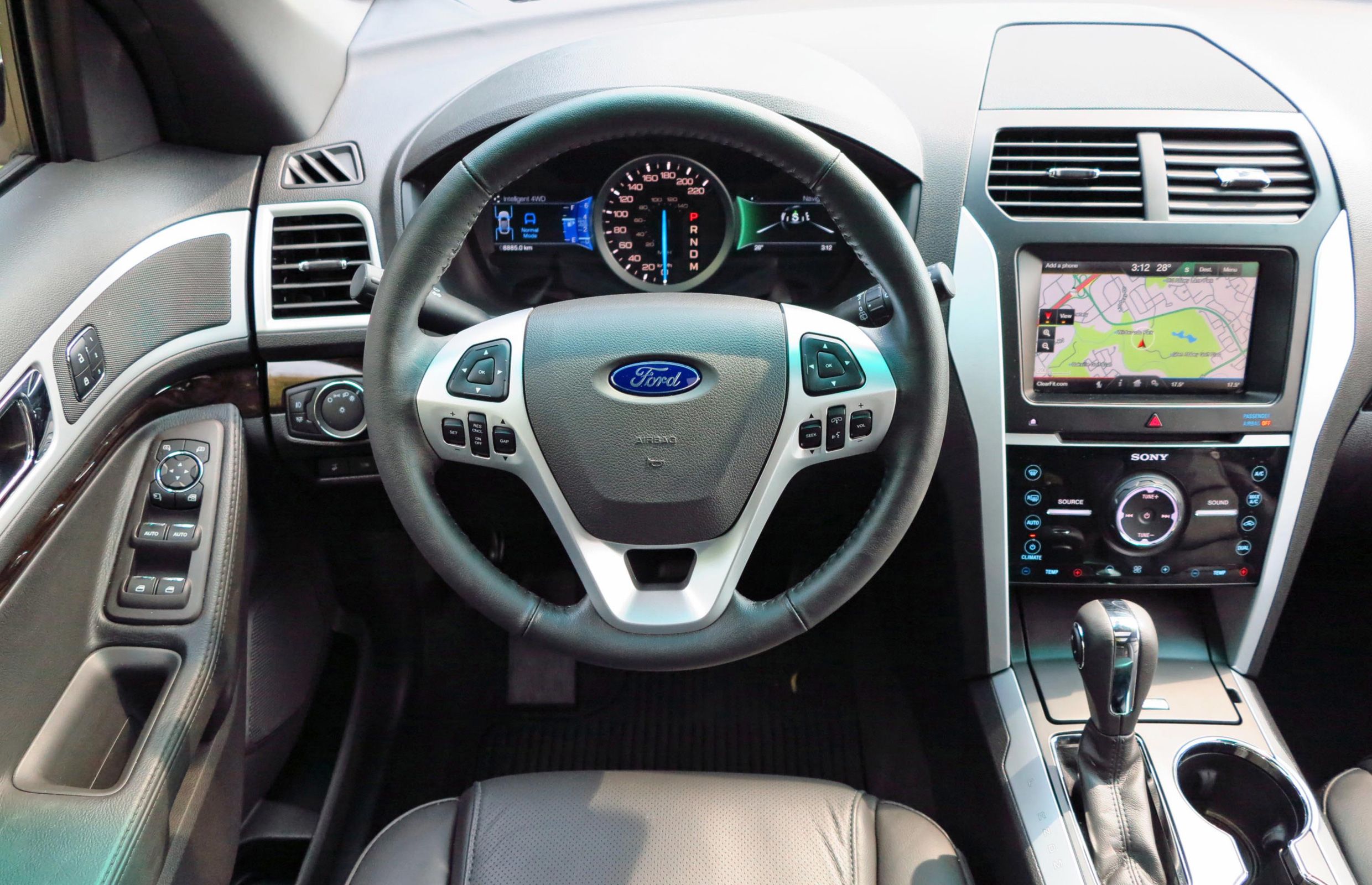 SUV Review: 2015 Ford Explorer Limited | Driving