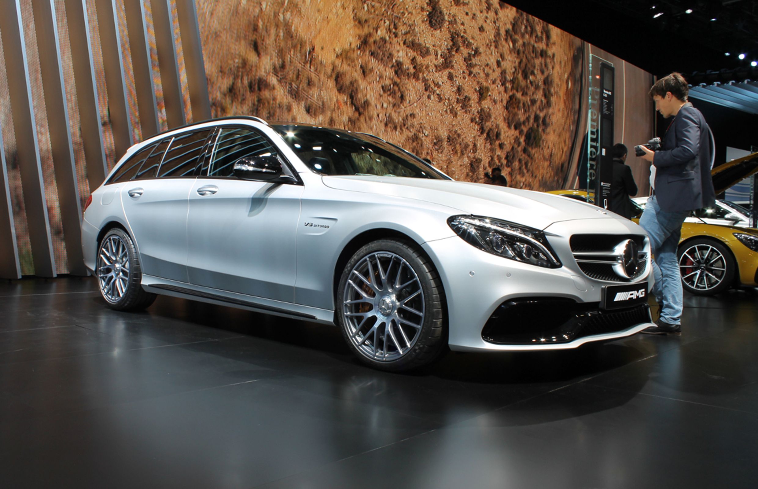 10 wagons we saw in Paris that we really want but can't buy | Driving