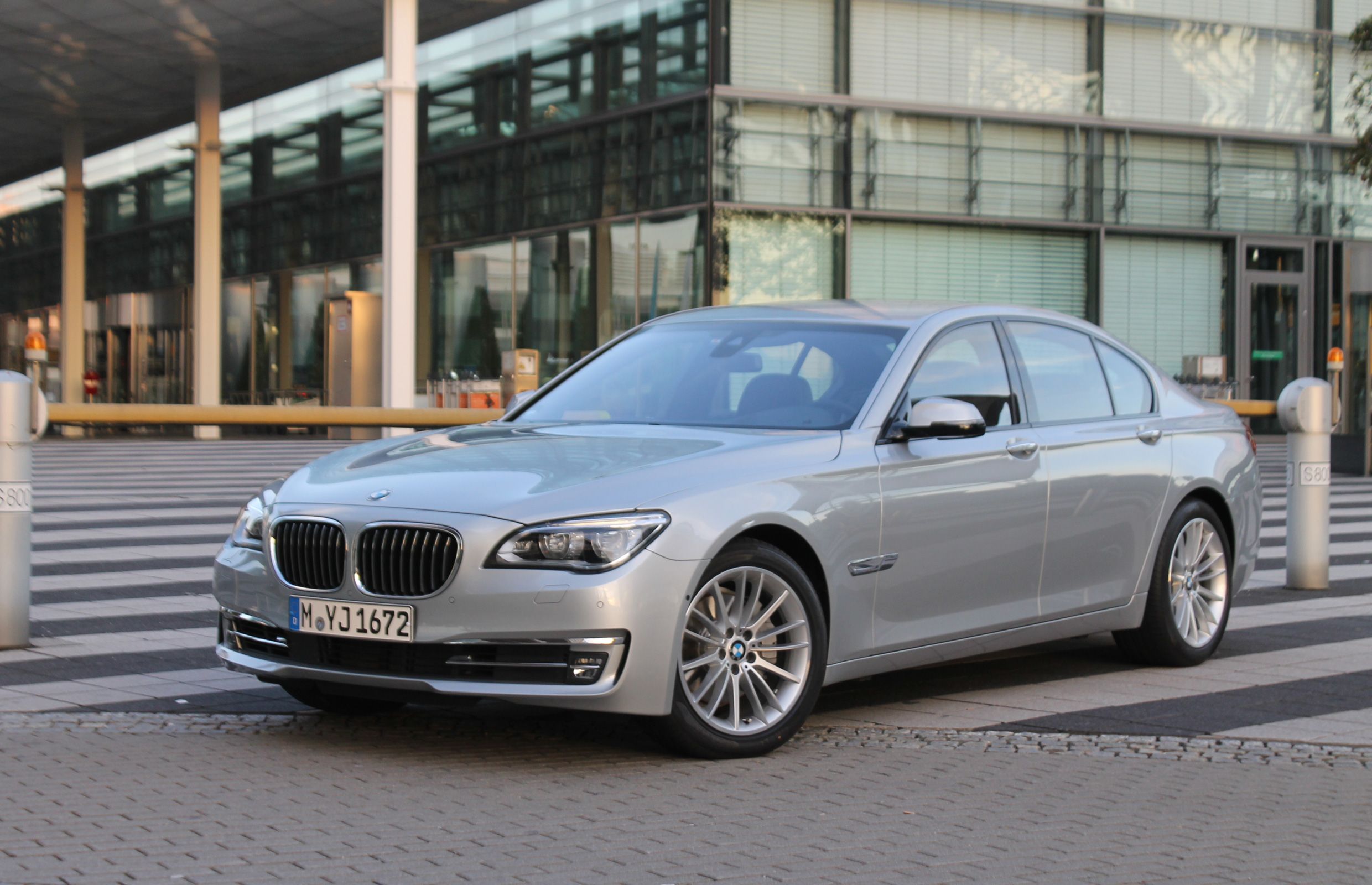 First Drive: 2015 BMW 740Ld xDrive | Driving