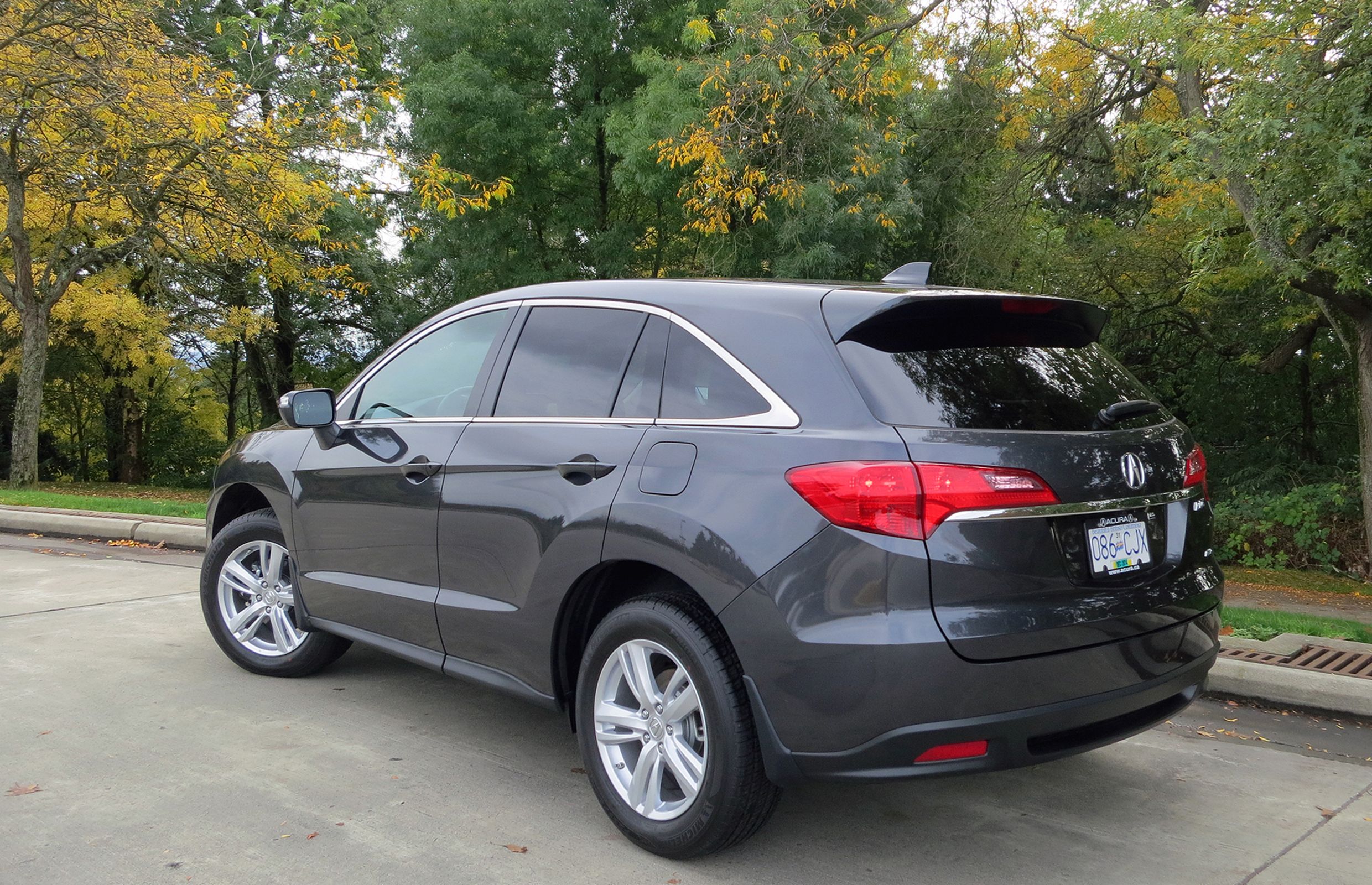 SUV Review: 2015 Acura RDX Tech | Driving