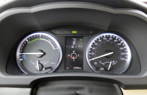 SUV Review: 2015 Toyota Highlander Hybrid Limited | Driving