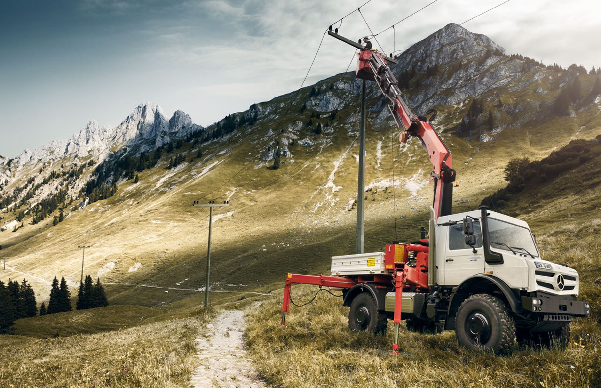 Robust Unimog a no-nonsense, do-anything beast | Driving