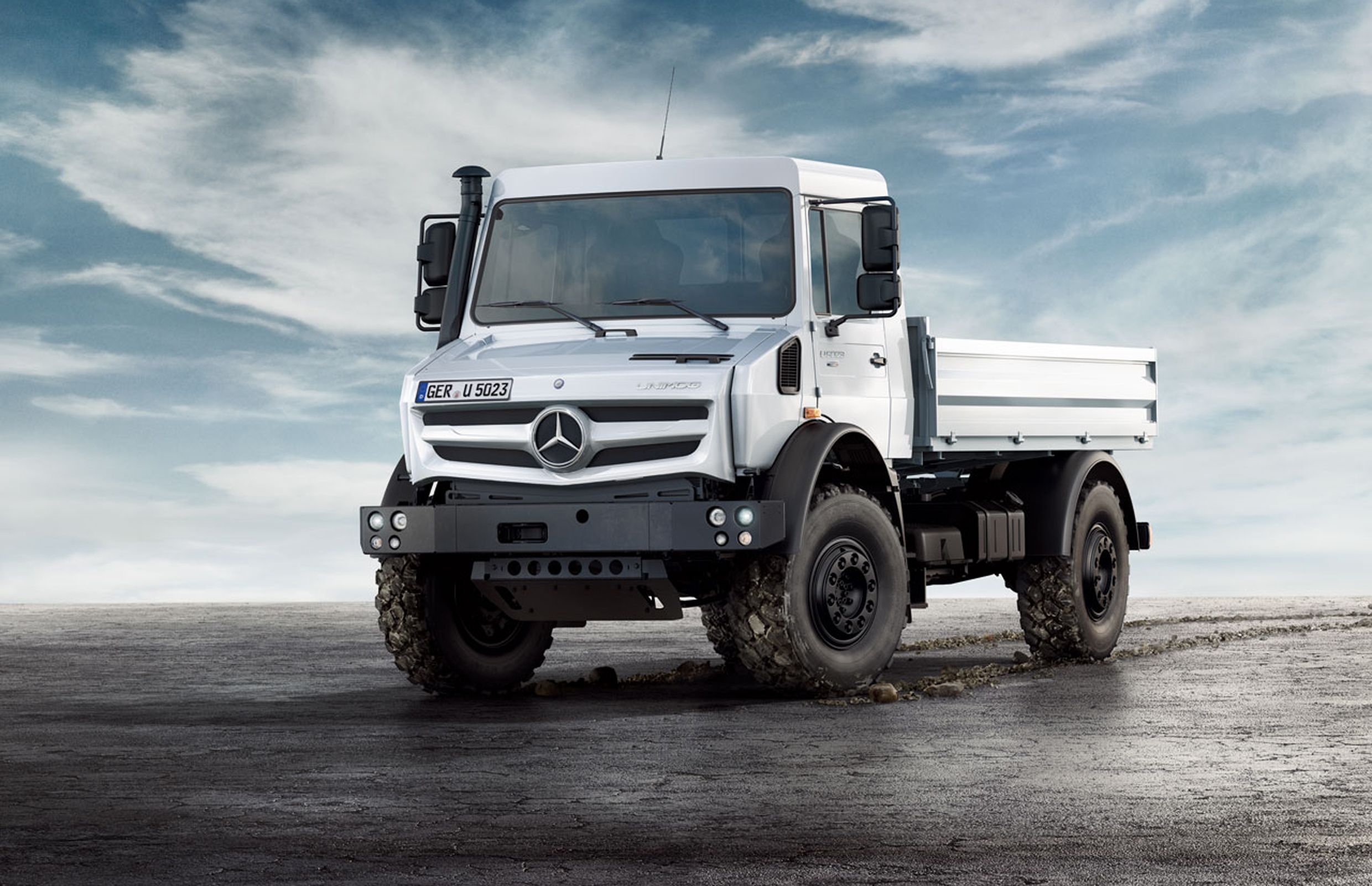 Robust Unimog a no-nonsense, do-anything beast | Driving