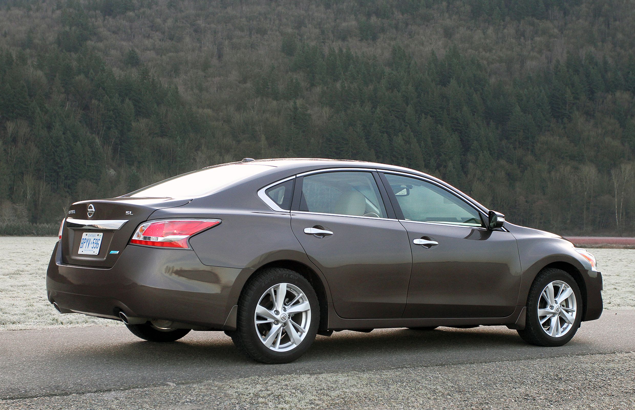 Car Review: 2015 Nissan Altima SL | Driving