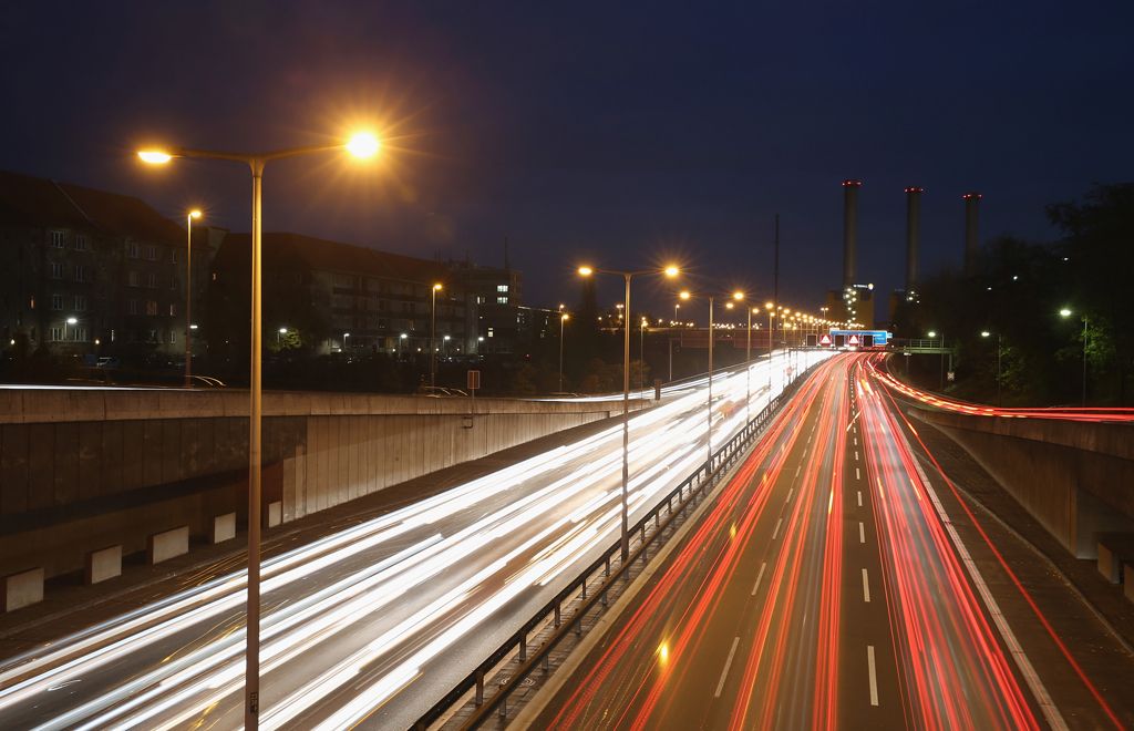 Germany to reserve part of the autobahn for driverless car testing ...