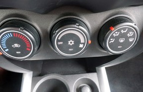 SUV Review: 2015 Mitsubishi RVR | Driving