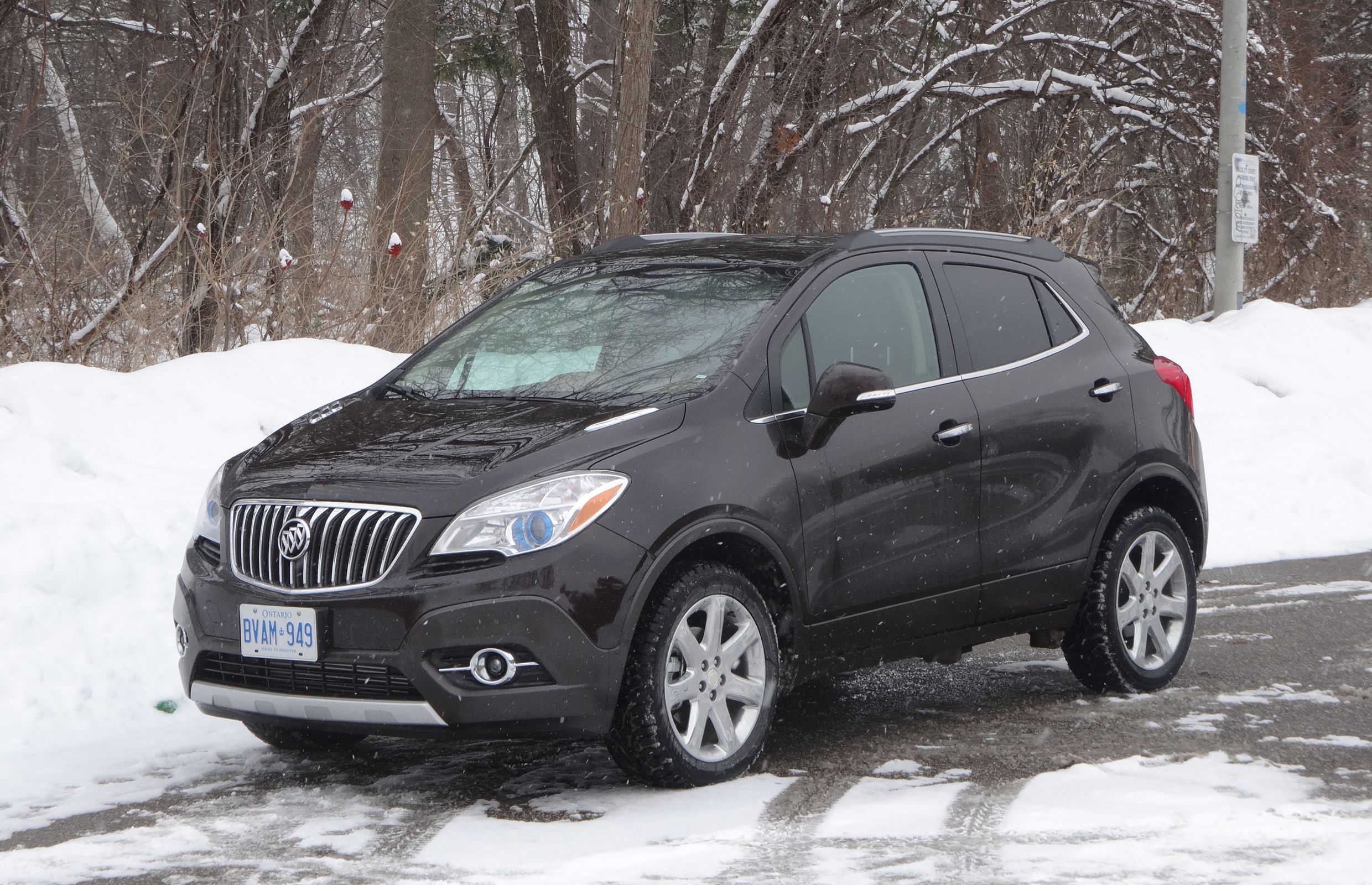 SUV Review: 2015 Buick Encore AWD Premium | Driving