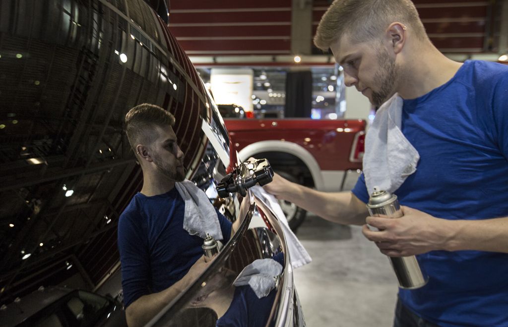Truck accessories and bling sure to attract crowds at Edmonton ...
