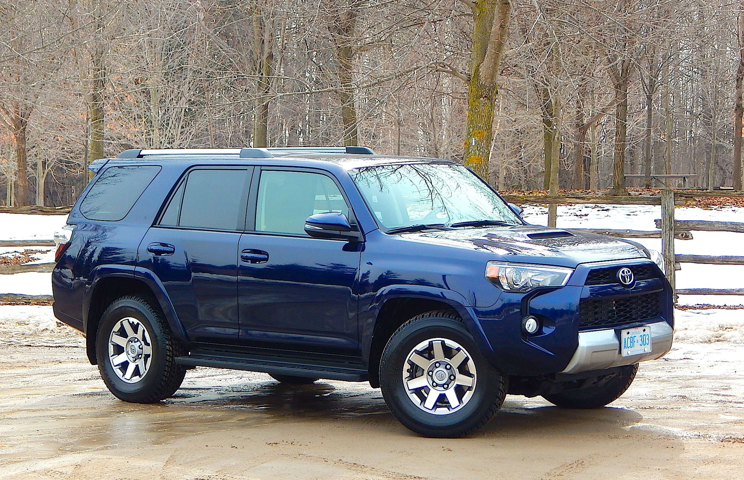 SUV Review: 2015 Toyota 4Runner Trail Edition | Driving