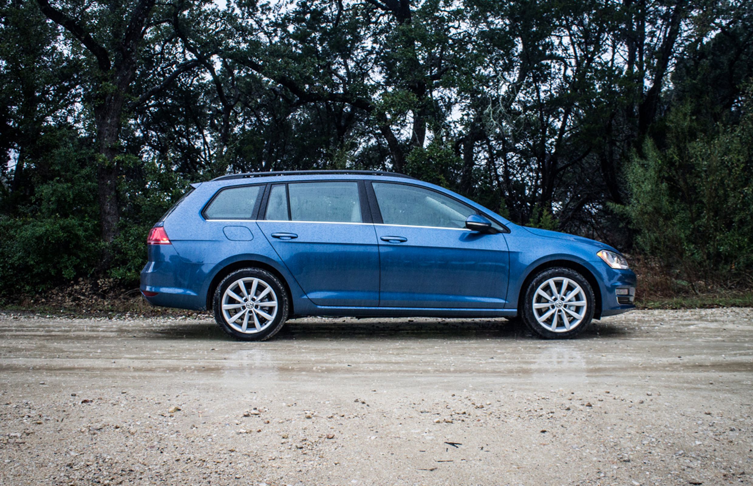 First Drive: 2015 Volkswagen Golf Sportwagon | Driving