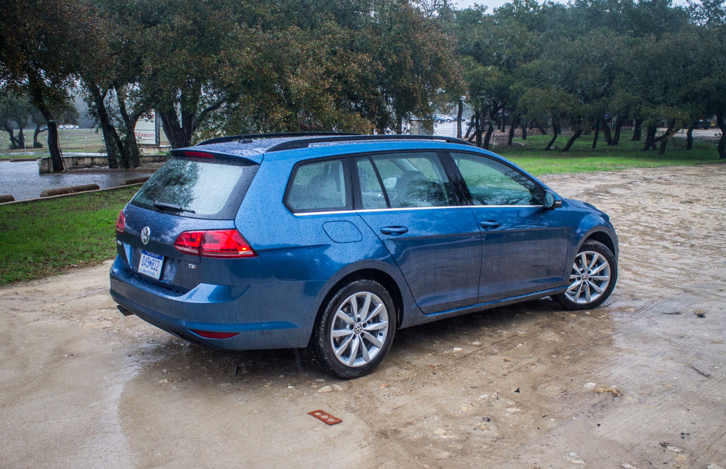 First Drive: 2015 Volkswagen Golf Sportwagon | Driving
