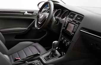 First Drive: 2015 Volkswagen Golf Sportwagon | Driving