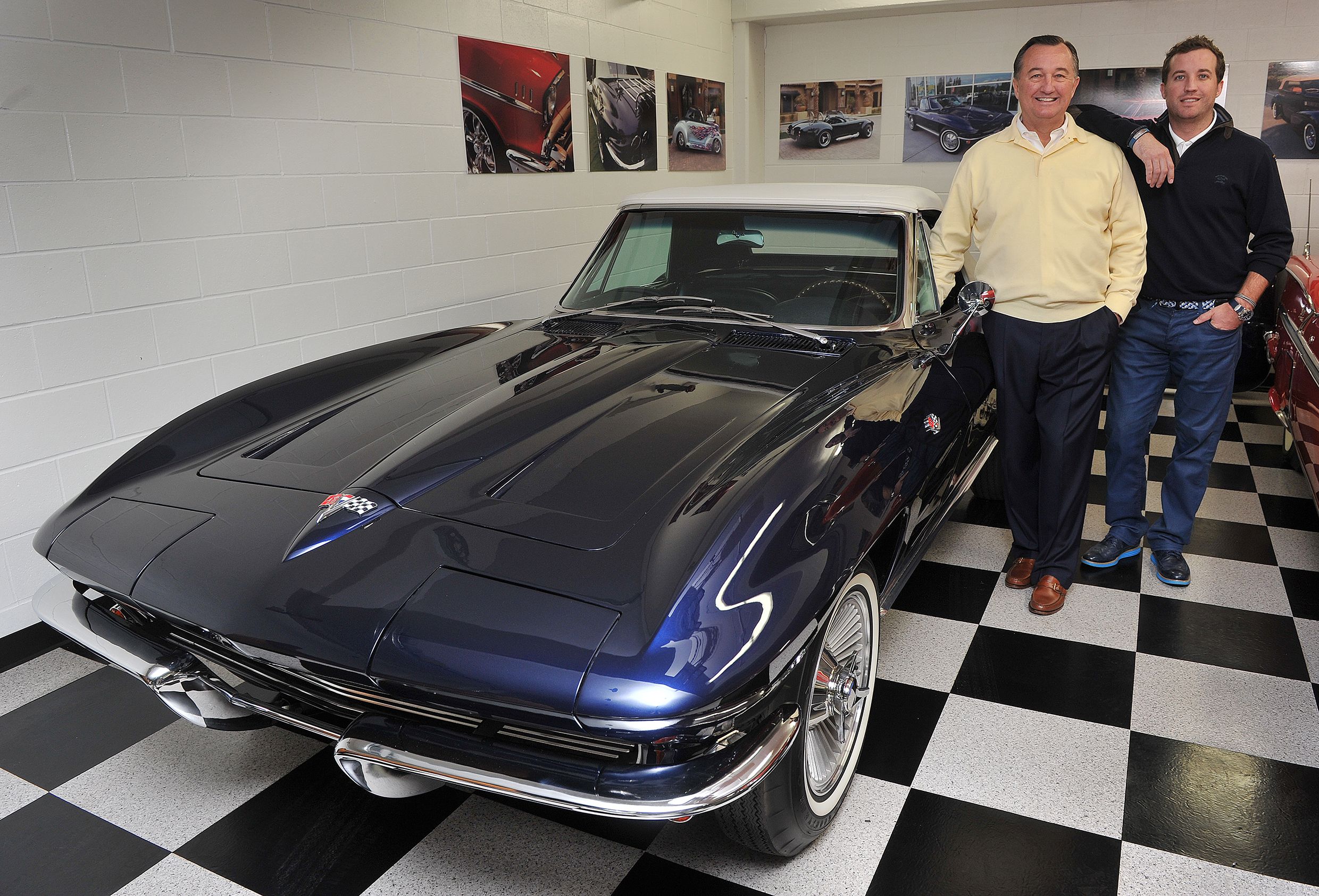 2015 VIAS: The whole 'Vette Family all on display | Driving