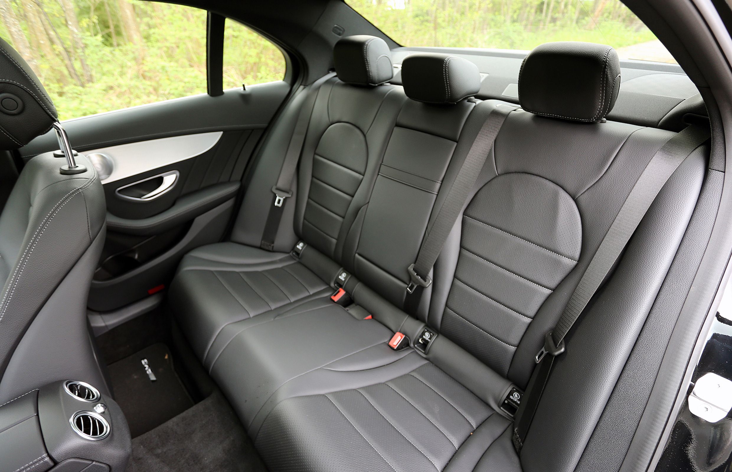 Car Review: 2015 Mercedes-Benz C400 4Matic | Driving