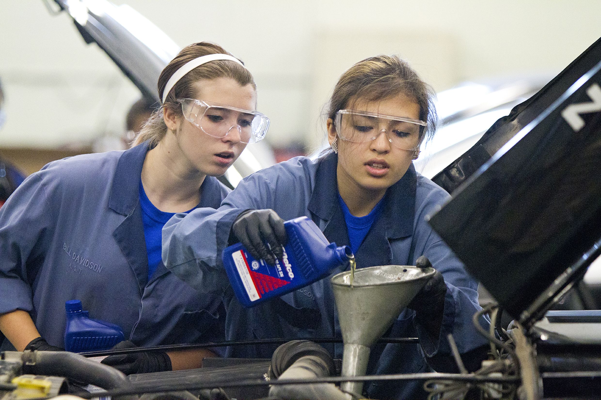 On the Road: Summer camp teaches girls the fundamentals of car ...