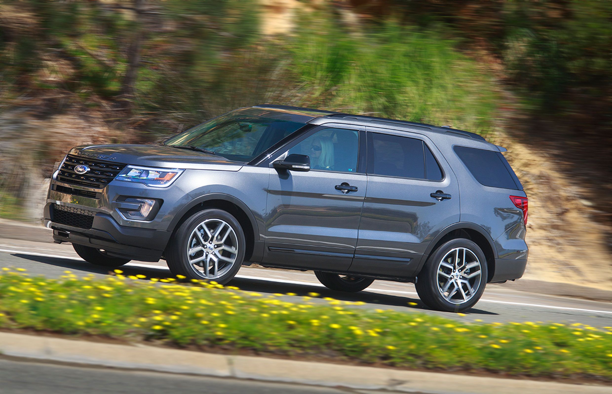 Ford Explorer-based Aviator could return to Lincoln's lineup | Driving