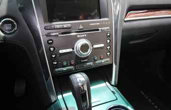 First Drive: 2016 Ford Explorer | Driving