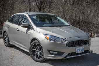 Car Review: 2015 Ford Focus SE | Driving