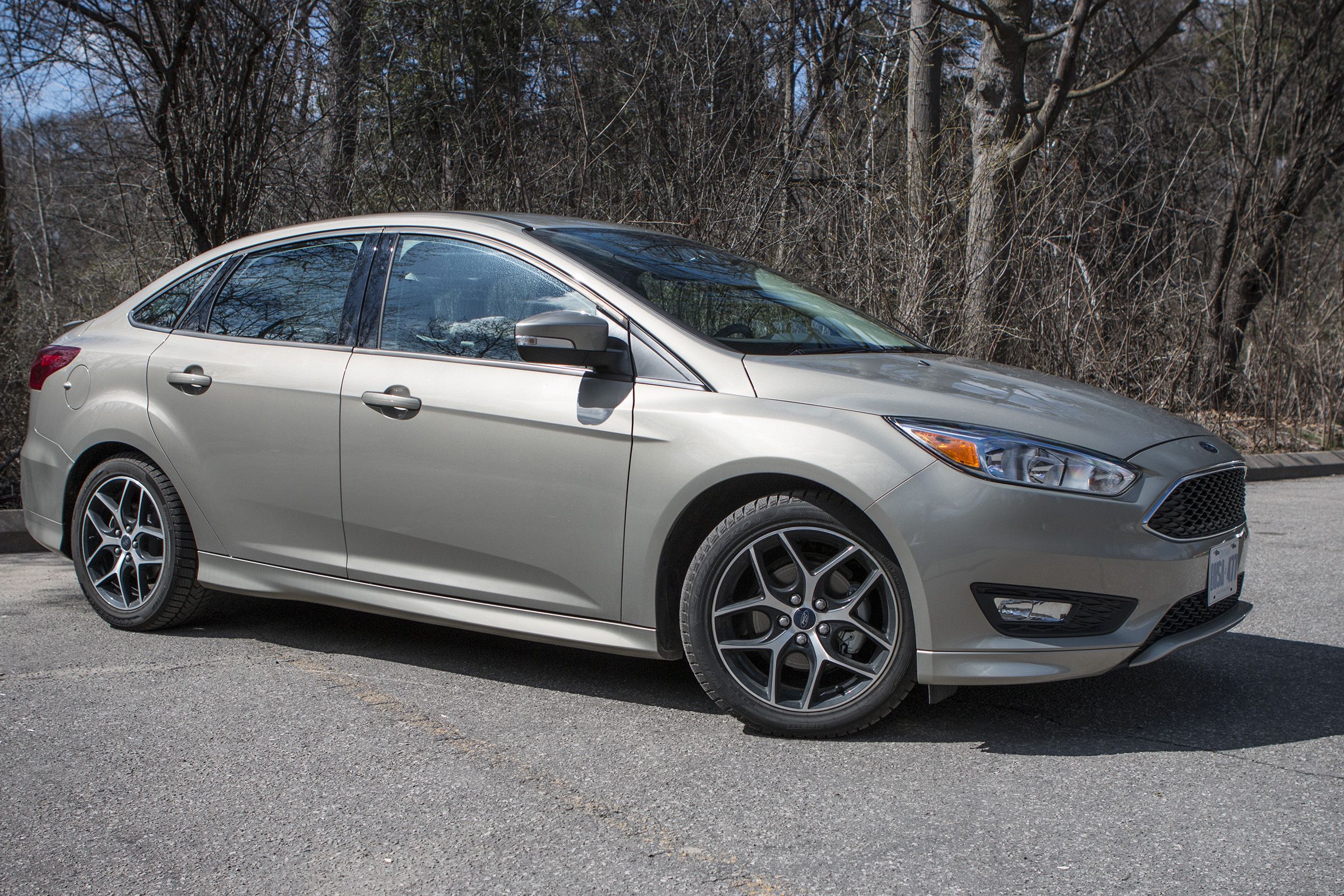 Car Review: 2015 Ford Focus SE | Driving